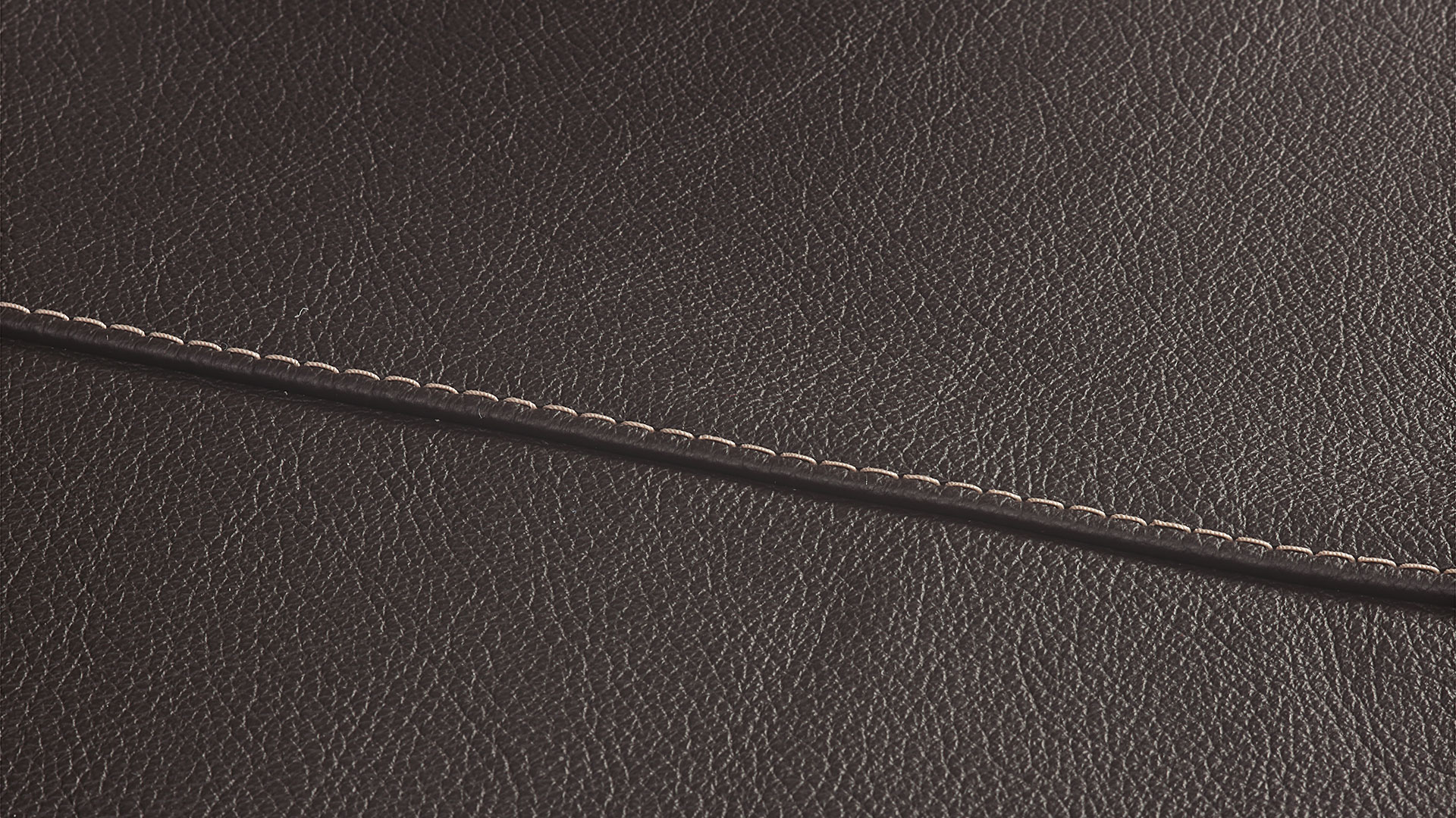 KOINOR Polstermöbel - Decorative Seams